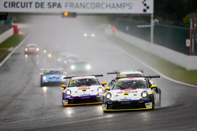 Forch Racing by Atlas Ward walczy o potrójną koronę na Hockenheimringu ...